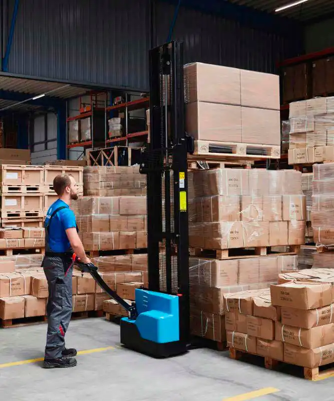 Pedestrian stacker - HanseLifter